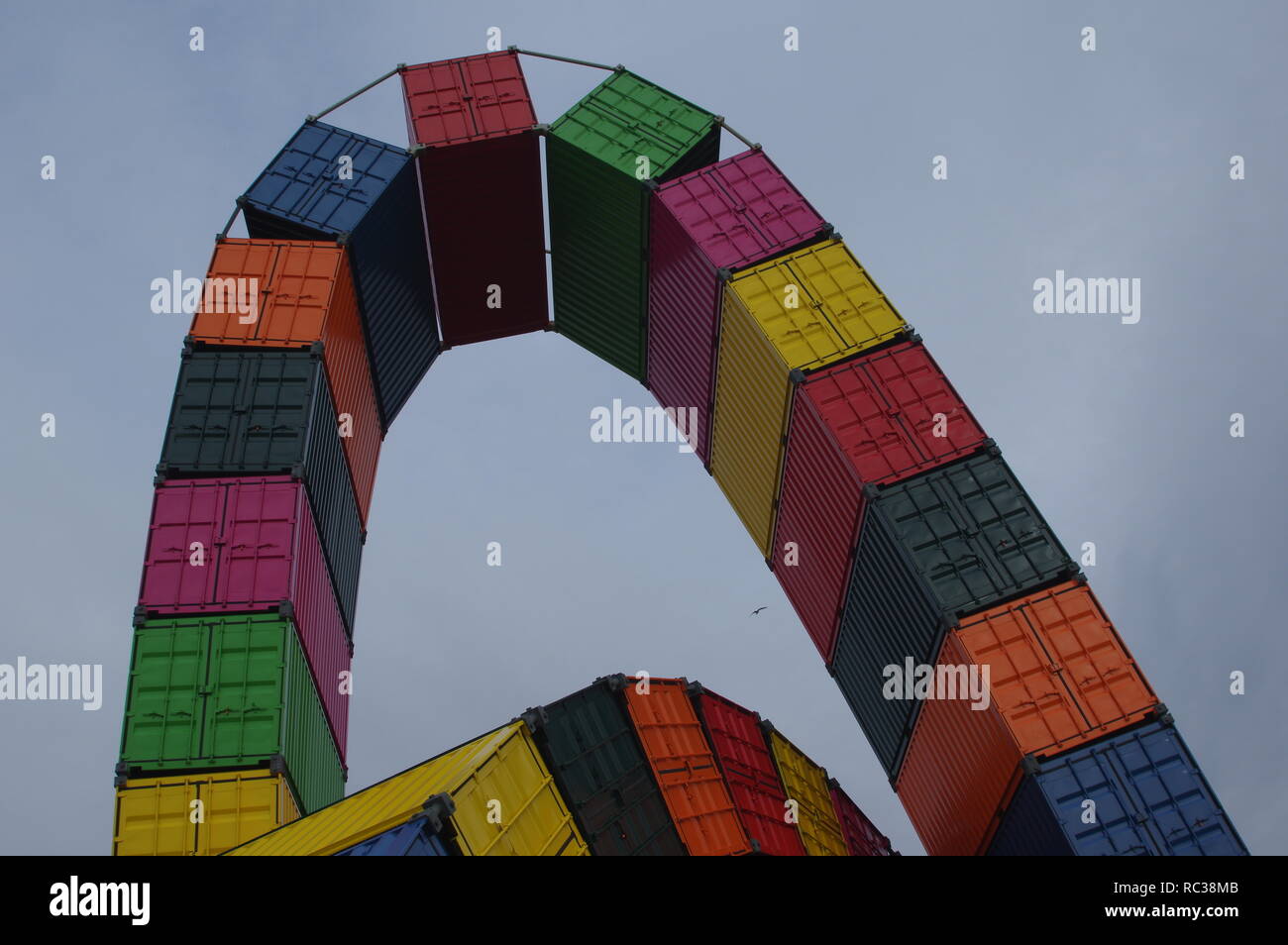 Chain of containers - monument by Vincent Ganivet Le Havre - France ...