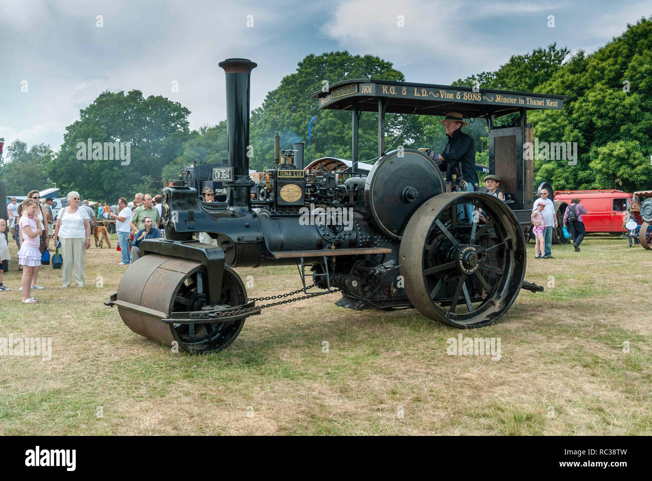 Vintage traction engines at Preston Steam Rally, Kent, England Stock ...