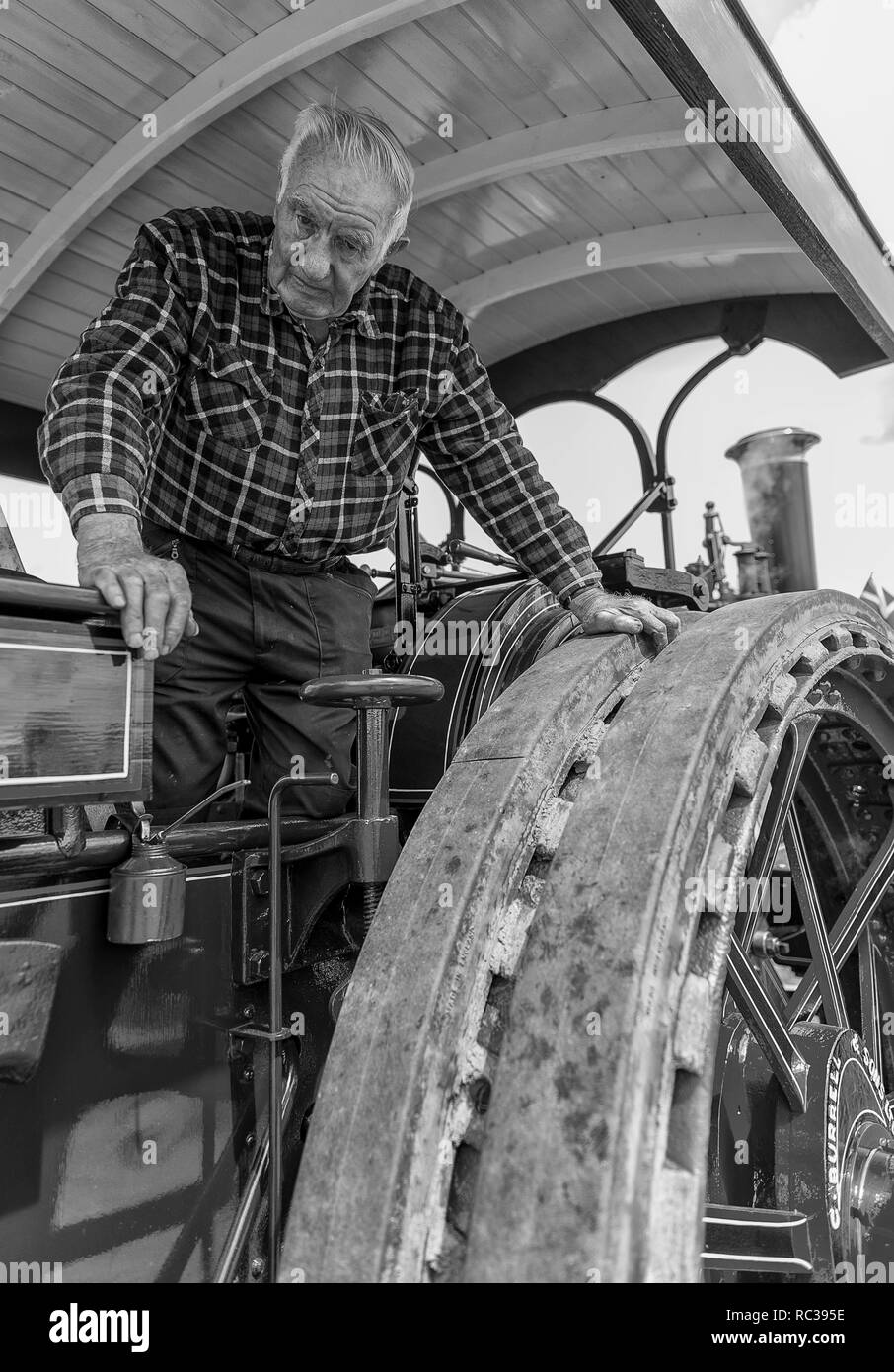 Black and white image of Traction engine detail. Preston Steam Rally ...