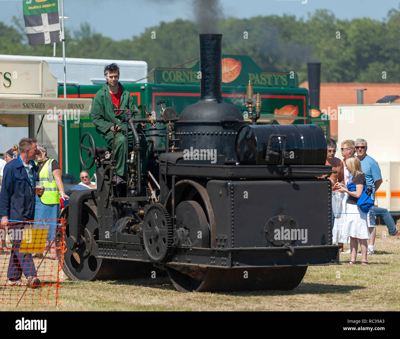 Vintage steam roller at Preston Steam Rally Stock Photo - Alamy