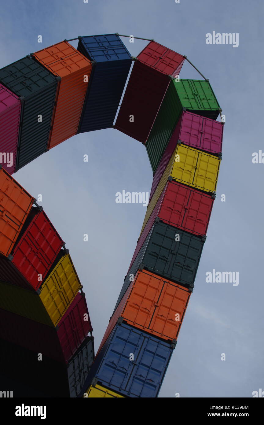 Chain of containers - monument by Vincent Ganivet Le Havre - France ...