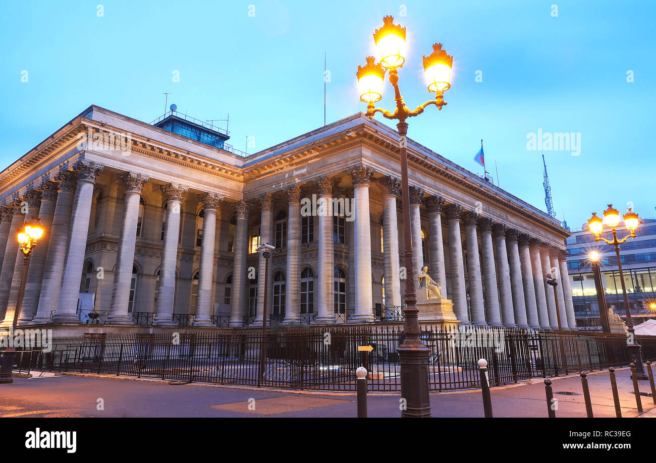 Paris bourse hi-res stock photography and images - Alamy