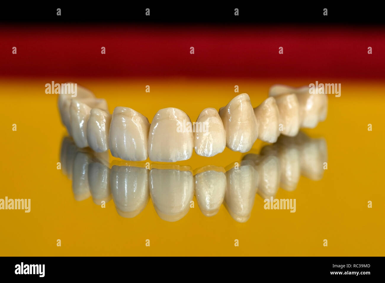 Ceramic zirconia teeth Stock Photo - Alamy