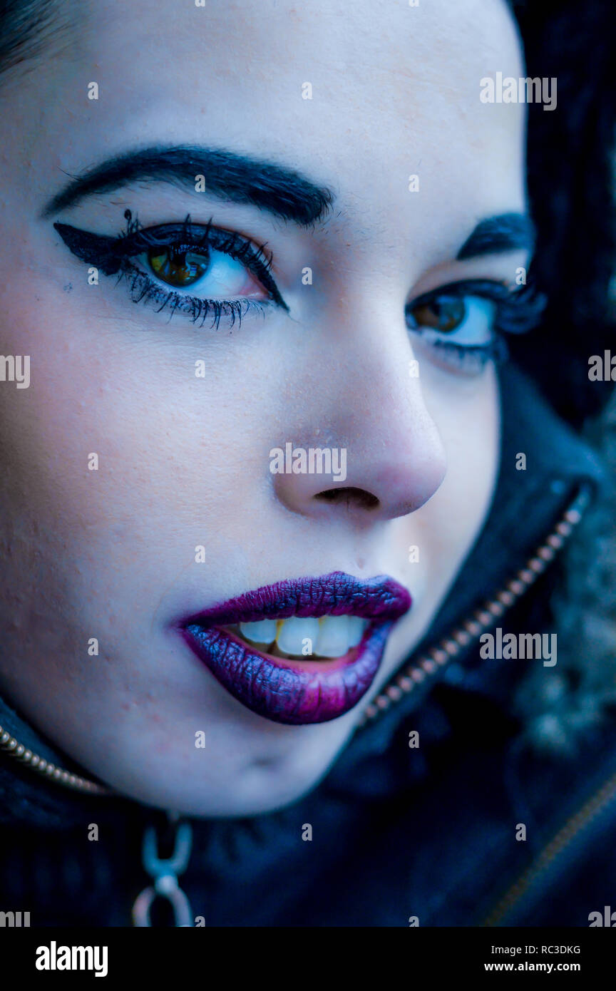 Heavy lipstick hi-res stock photography and images - Alamy