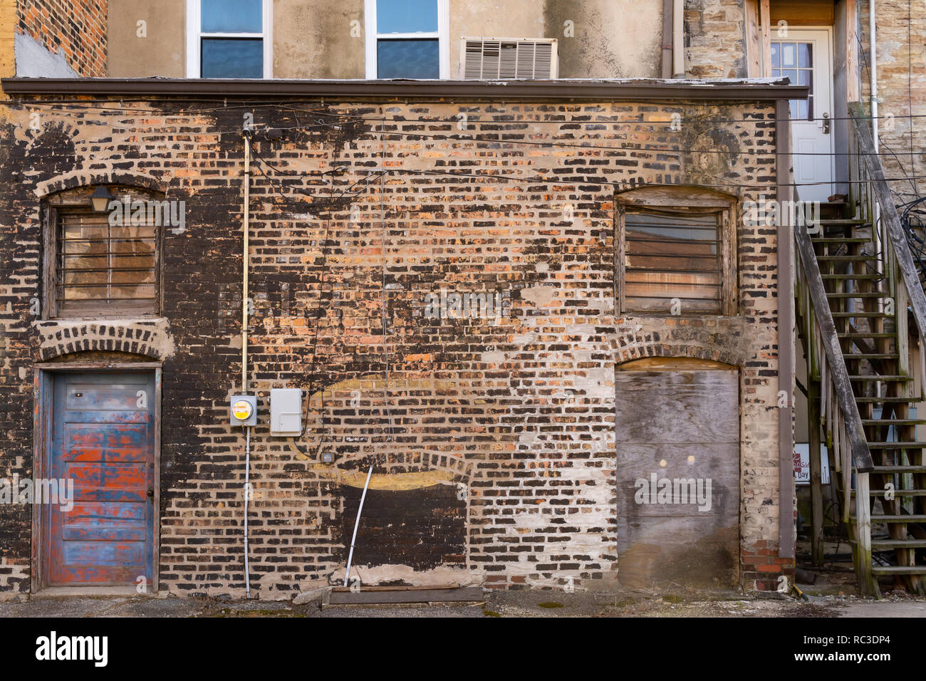 Old back alley building in a small Midwest town Stock Photo - Alamy