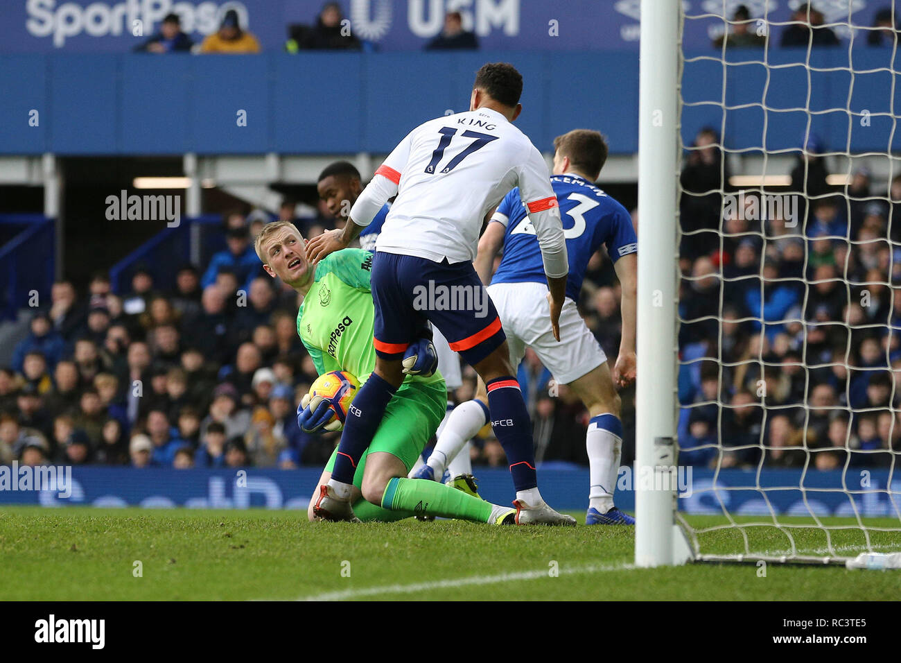 Everton goalkeeper jordan pickford looks on hi-res stock photography ...