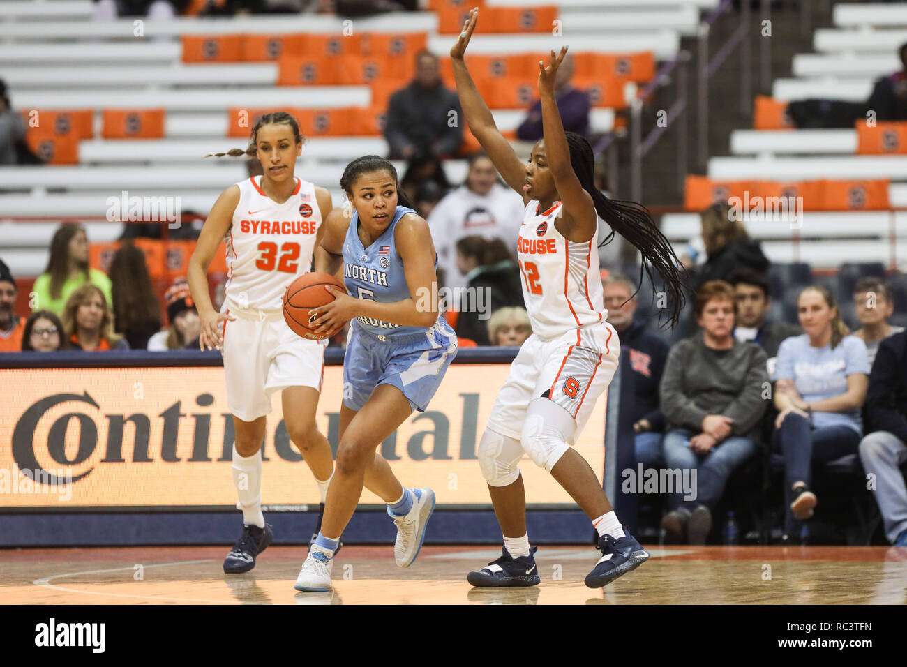 Stephanie watts hi-res stock photography and images - Alamy