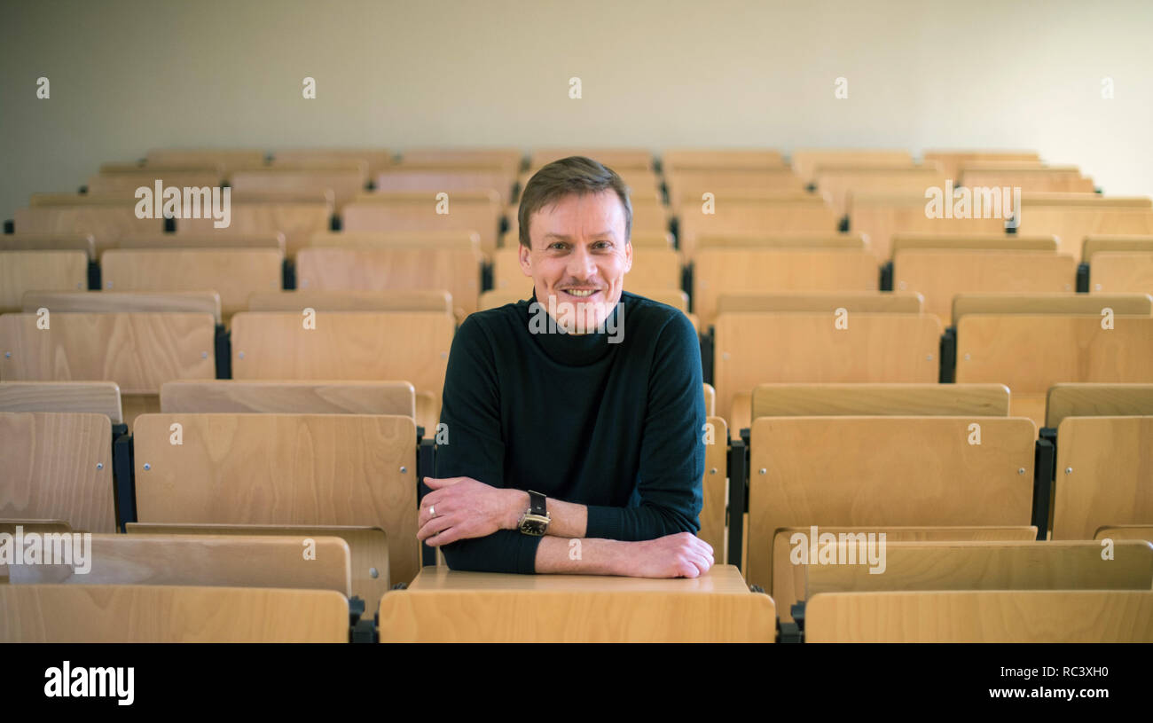 Sociology scientist hi-res stock photography and images - Alamy