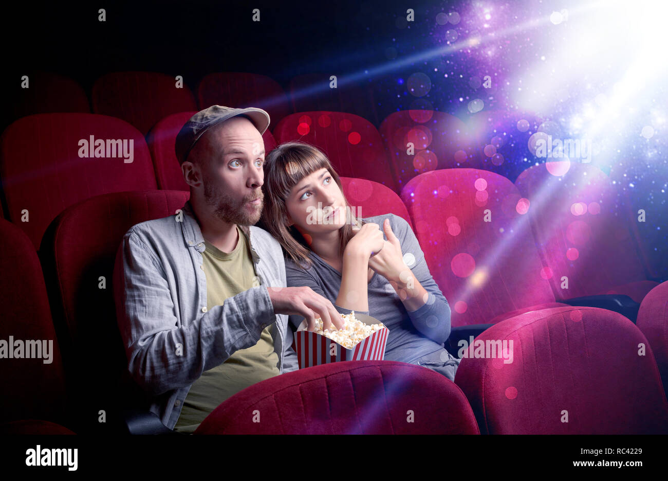 Film movie cuddling couple hi-res stock photography and images - Alamy