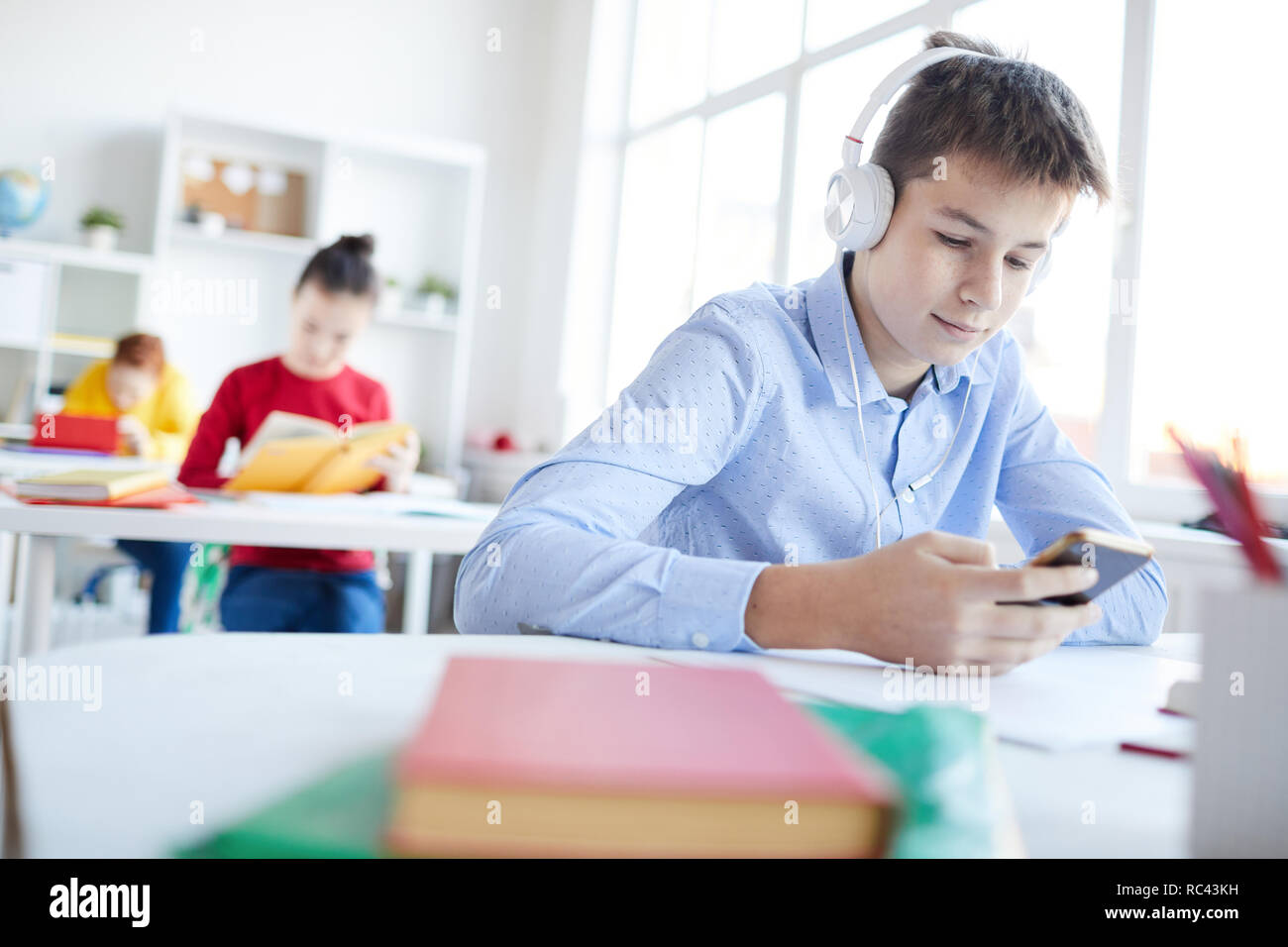 Break with music Stock Photo - Alamy