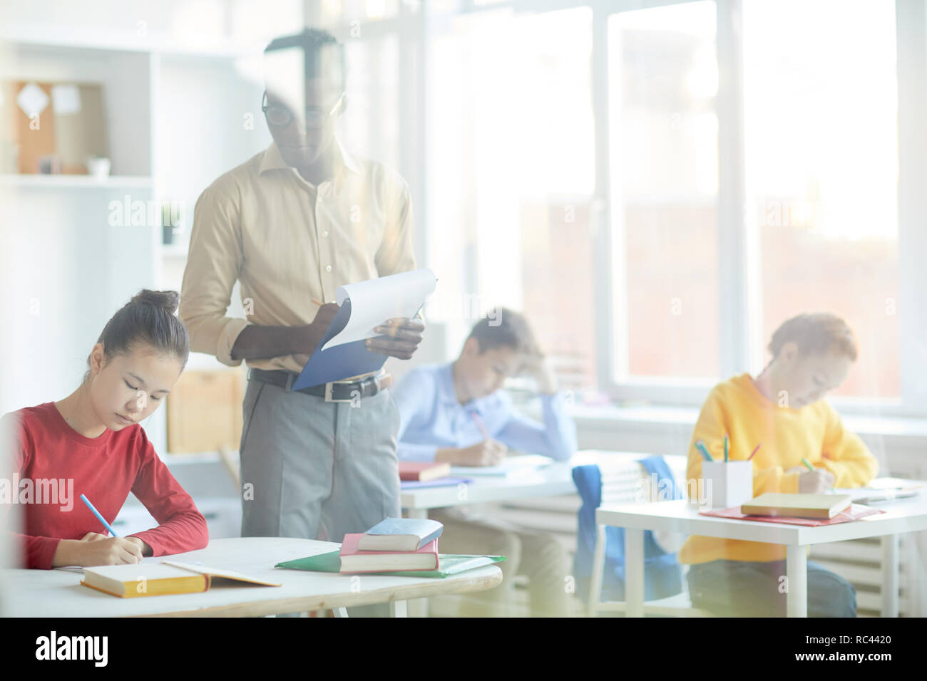 Checking lesson hi-res stock photography and images - Alamy