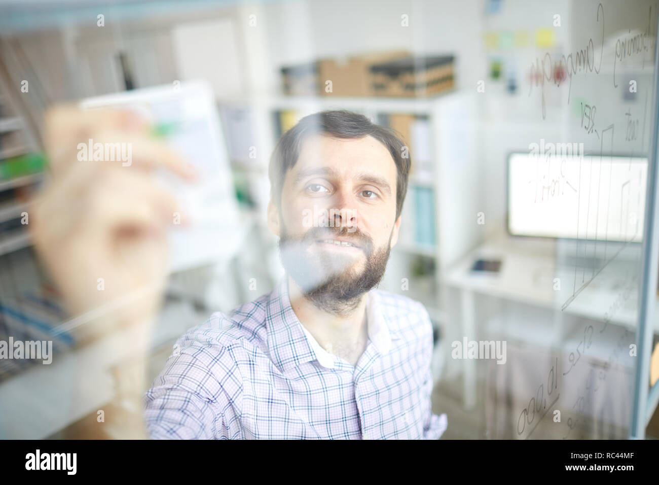 Executive information hi-res stock photography and images - Alamy