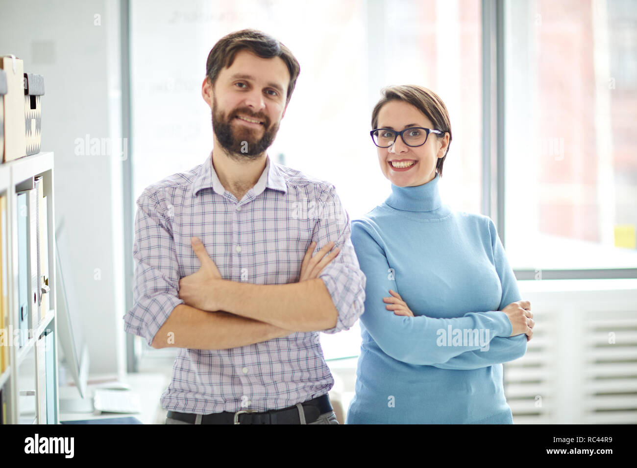 Staff of office hi-res stock photography and images - Alamy