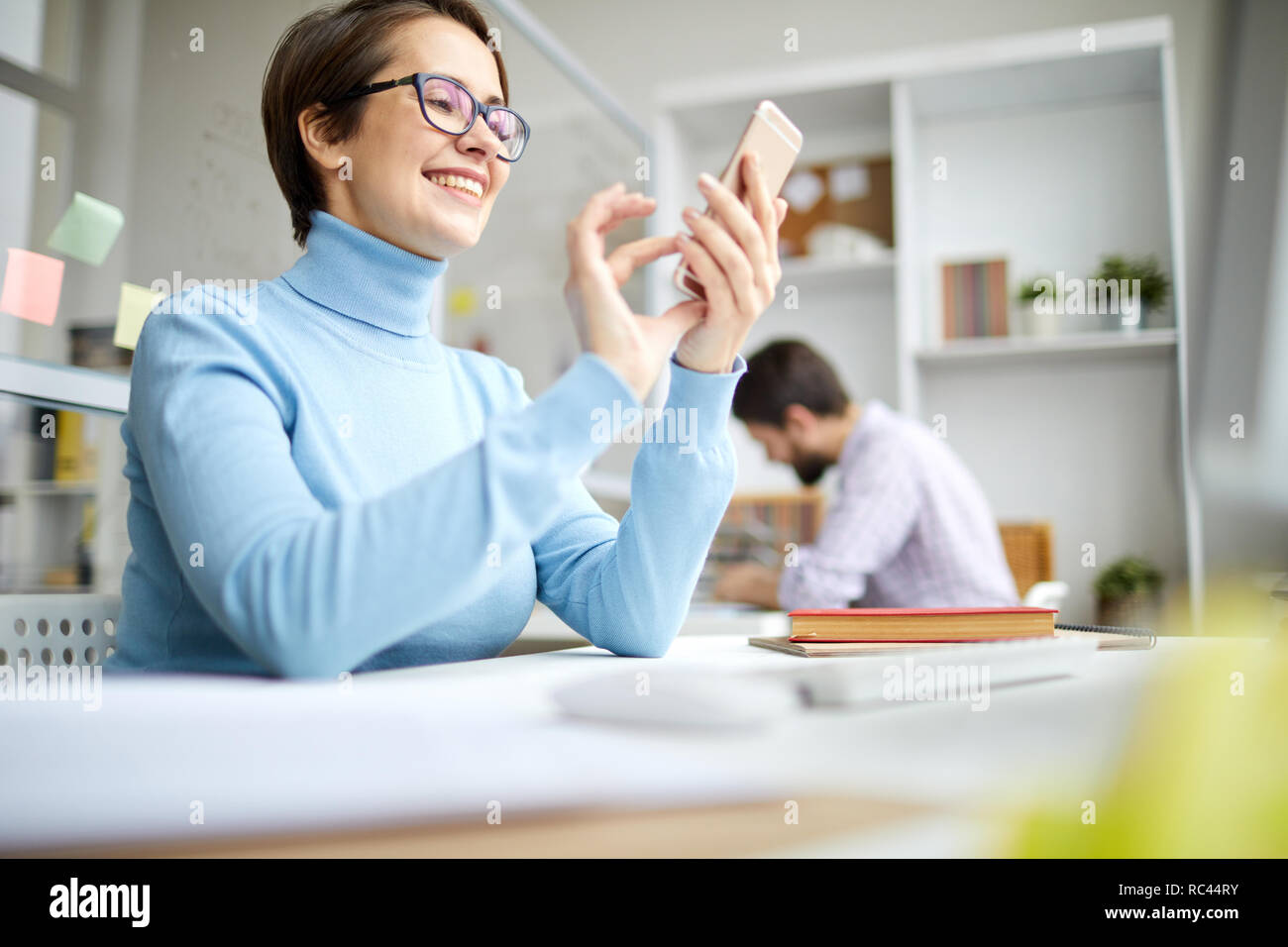 Employee and manager hi-res stock photography and images - Alamy