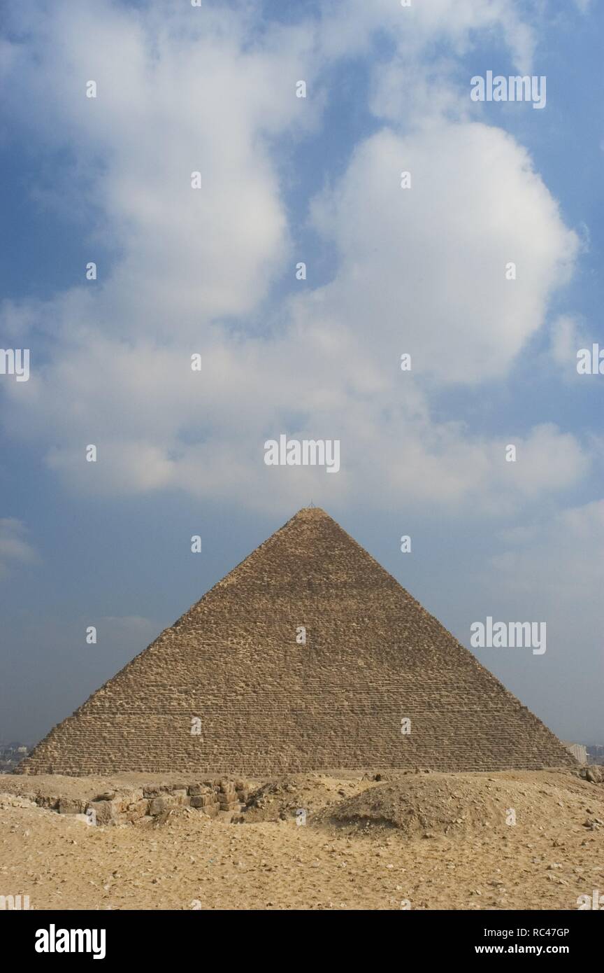 Great pyramid casing stones hi-res stock photography and images - Alamy