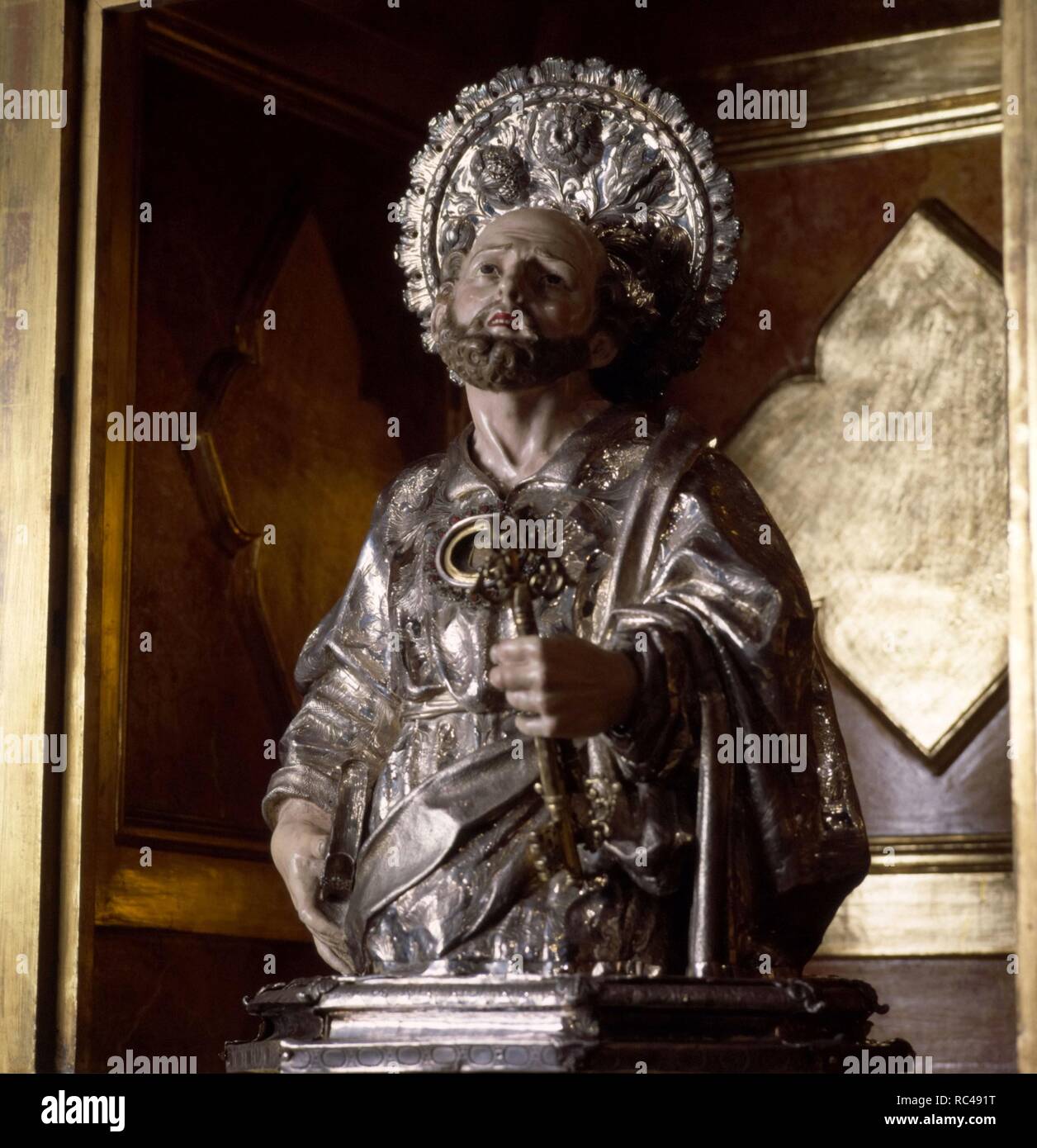 Reliquary bust of Saint Peter, 1696. Prioral de Reus Stock Photo - Alamy
