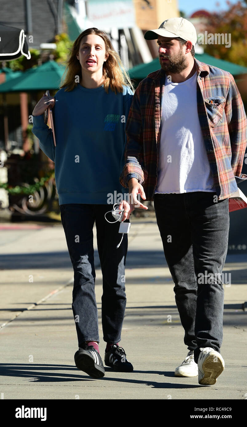 Whitney Port and Tim Rosenman have a working lunch together Featuring ...