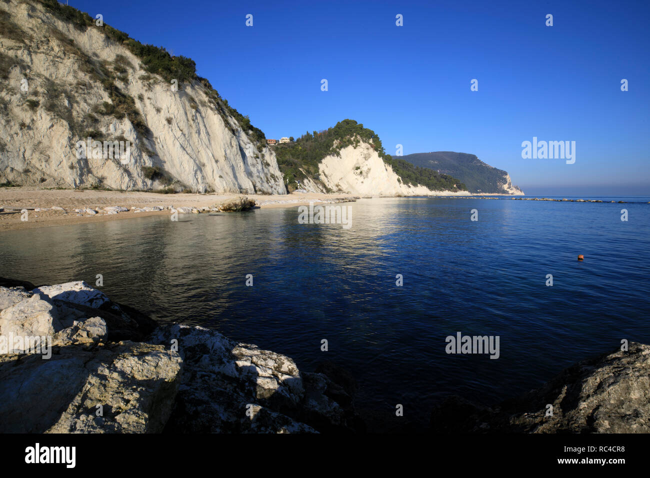 View from Numana beach, Riviera del Conero, Adriatic Sea, Numana ...
