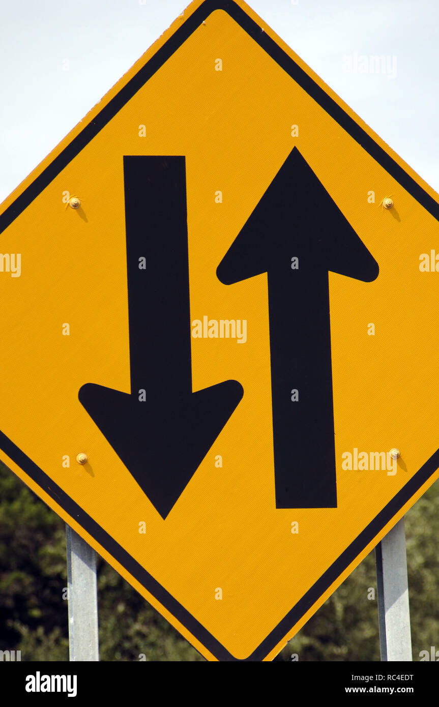 Rhombus sign signal traffic sign hi-res stock photography and images ...