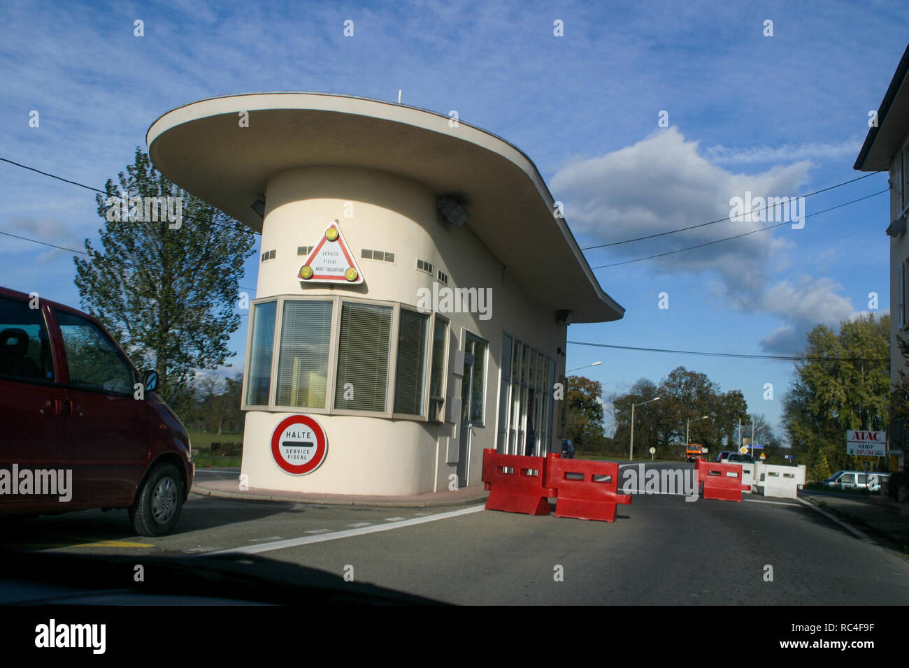Swiss border checkpoint hi-res stock photography and images - Alamy