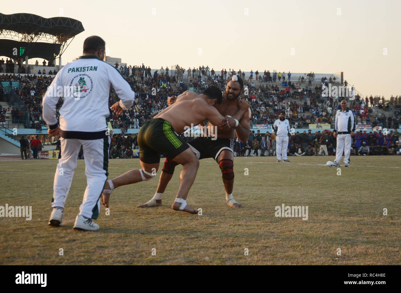 Lahore, Pakistan. 13th Jan, 2019. A view of Kabaddi final match between ...
