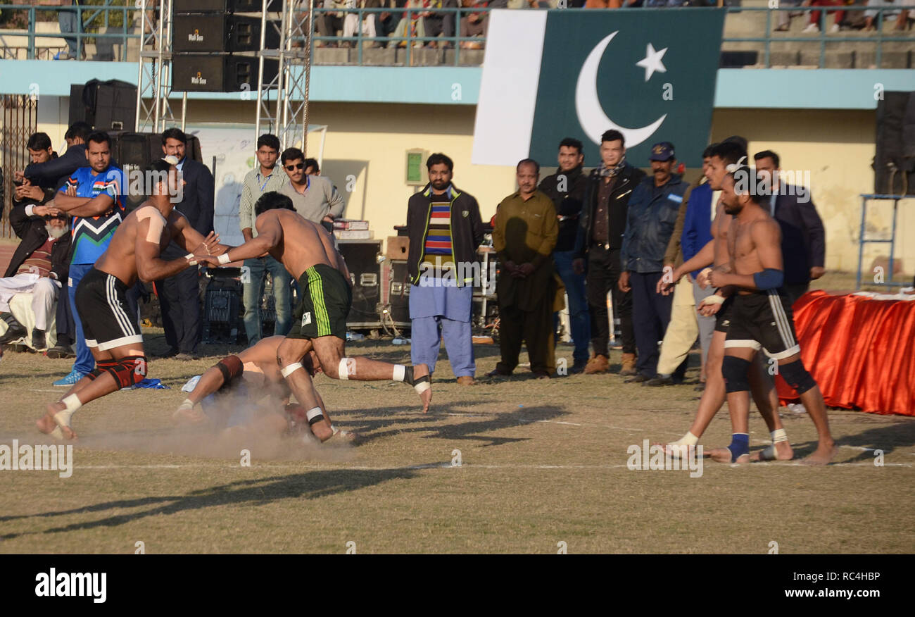 Lahore, Pakistan. 13th Jan, 2019. A view of Kabaddi final match between ...