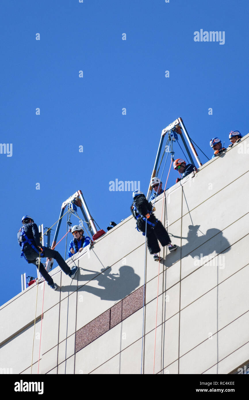 Rappelling equipment hi-res stock photography and images - Alamy