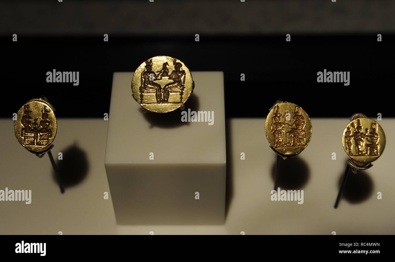 Egyptians rings: King, Amon-Zeus, Amon, Amon with ram's head. Gold ...