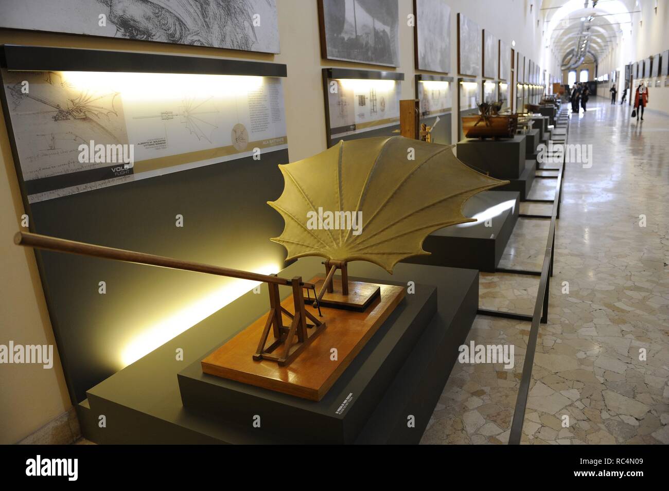 Flying machines. Beating wing. Study by Leonardo da Vinci. Model by ...