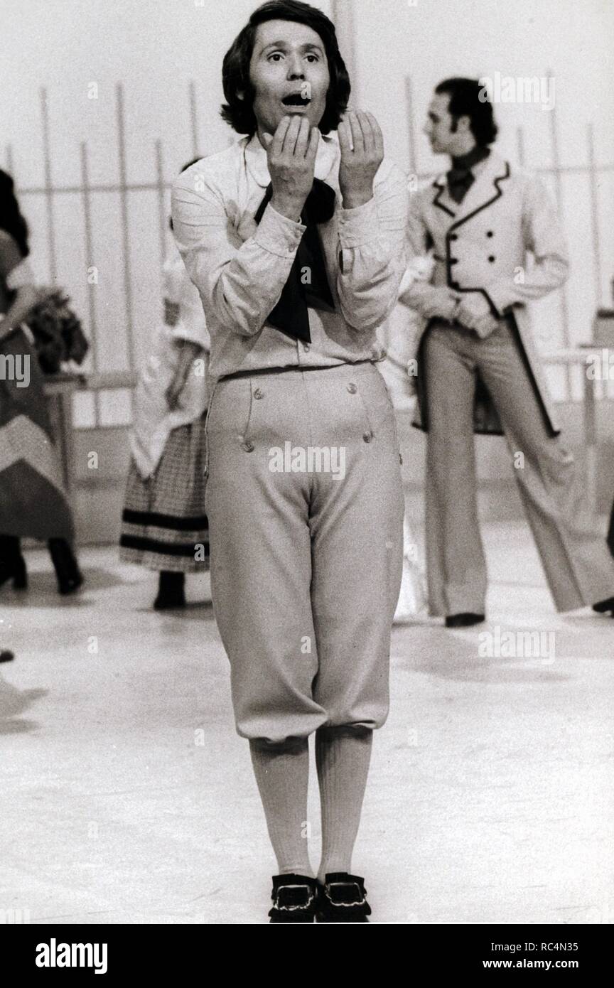 RAPHAEL. RAFAEL MARTOS SANCHEZ. CANTANTE ESPAÑOL.LINARES 1943. RAPHAEL ...