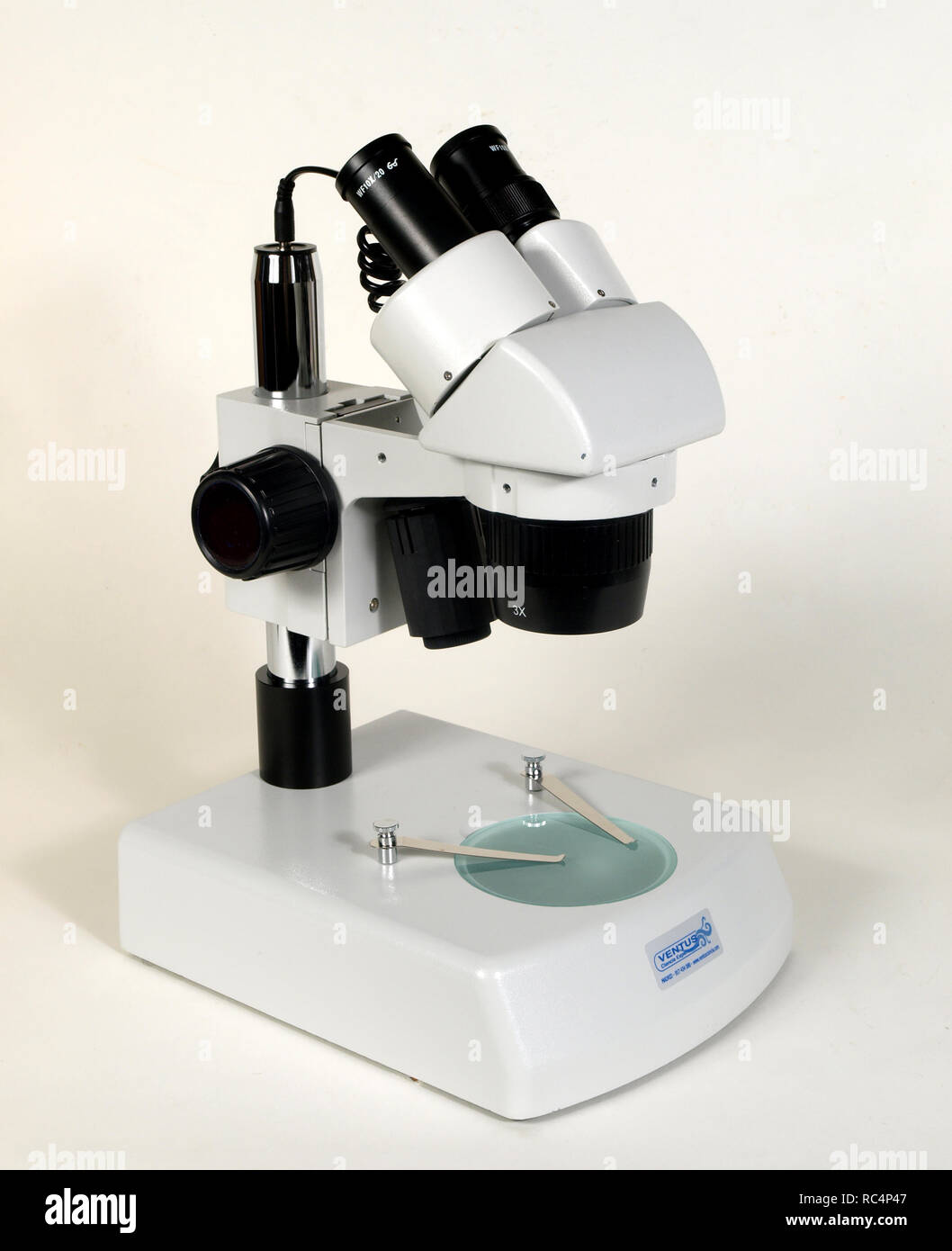 Lupa binocular hi-res stock photography and images - Alamy