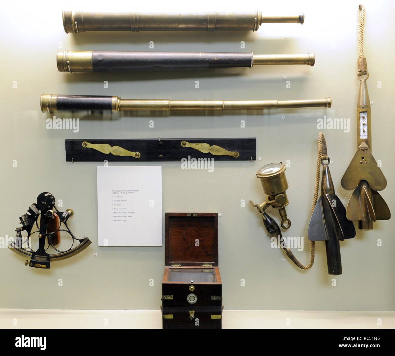 Navigational instruments hi-res stock photography and images - Alamy