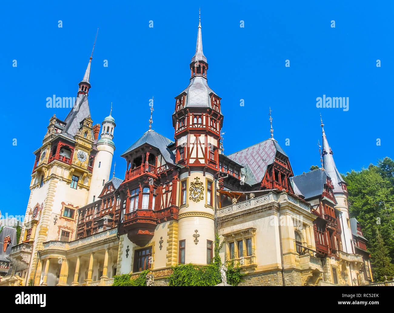 Peles neo renaissance castle hi-res stock photography and images - Alamy