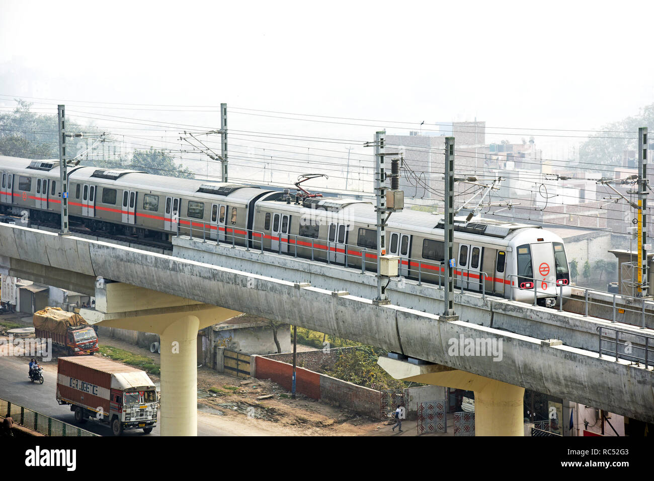 Delhi Metro Train - India Stock Photo - Alamy