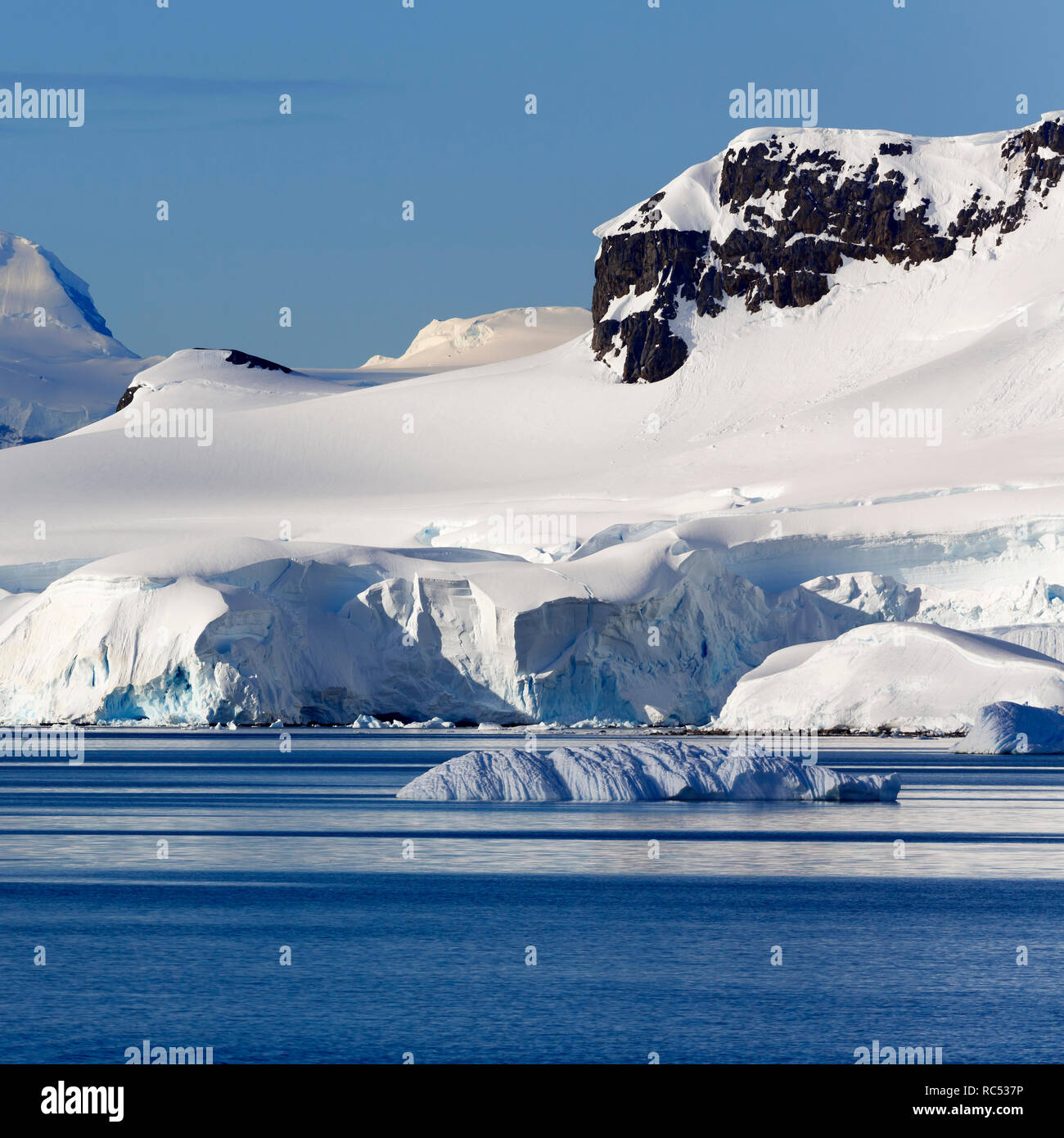 Nature and landscapes of Antarctica. Studying of a phenomenon of global ...