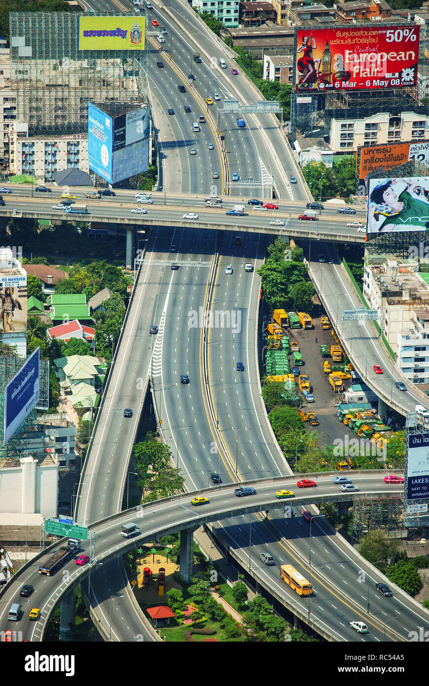 Flyovers hi-res stock photography and images - Alamy