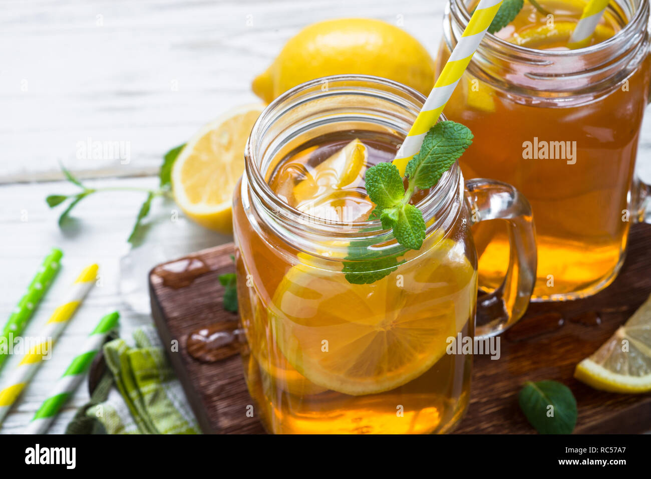 Iced tea with lemon Stock Photo - Alamy