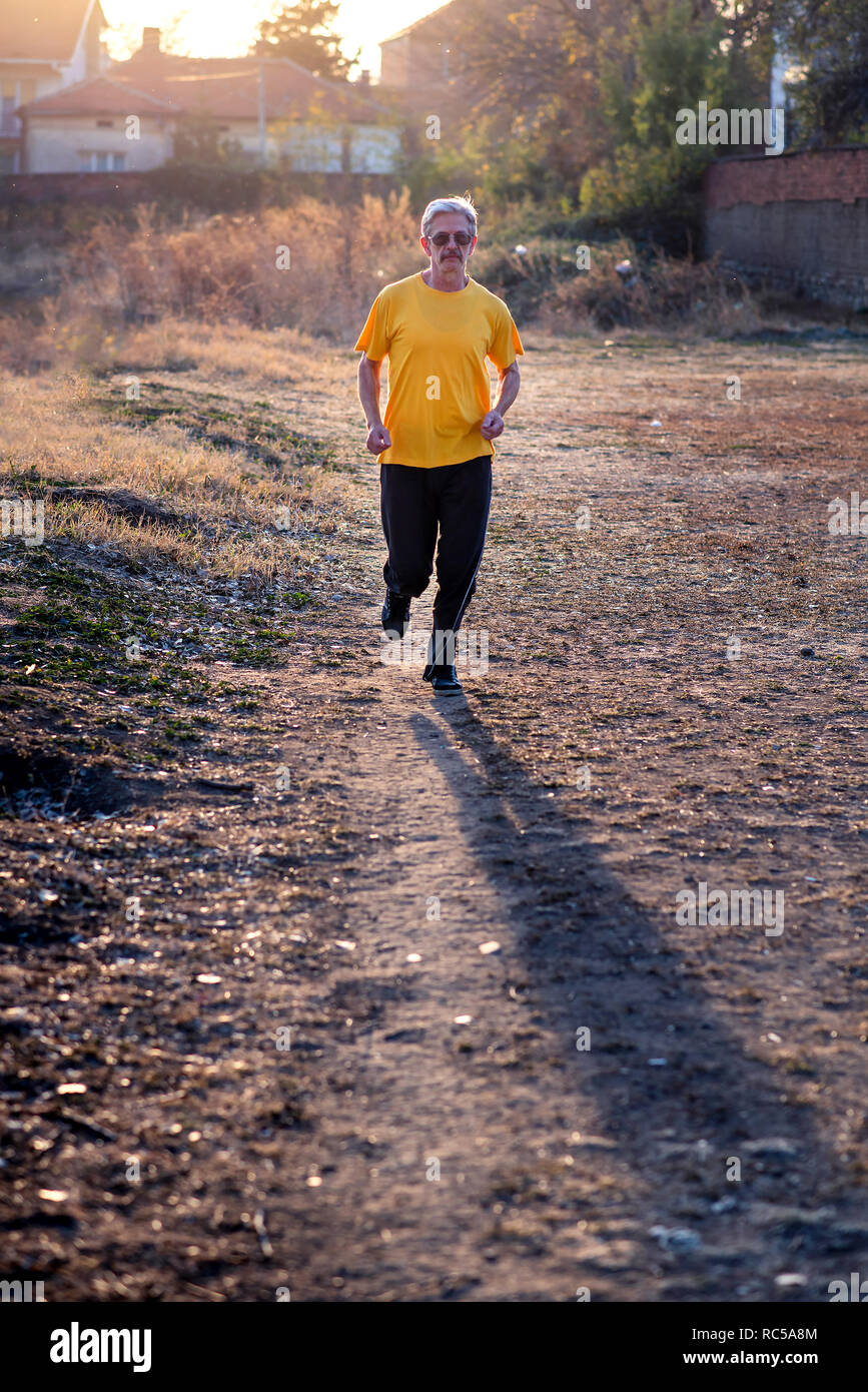 Senior candid fitness hi-res stock photography and images - Alamy