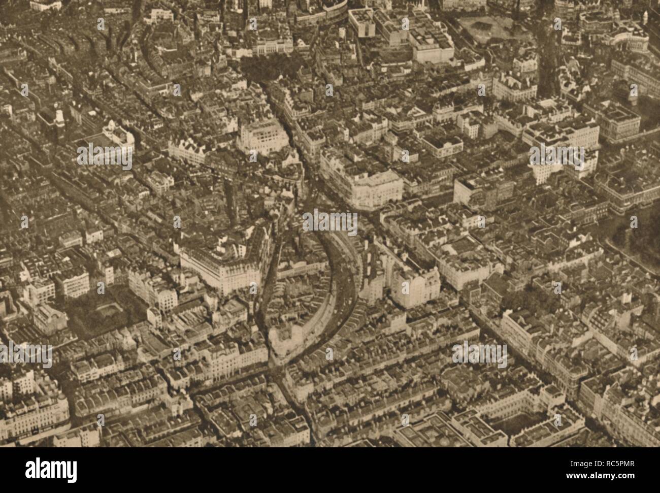Regent street london 1930s hi-res stock photography and images - Alamy