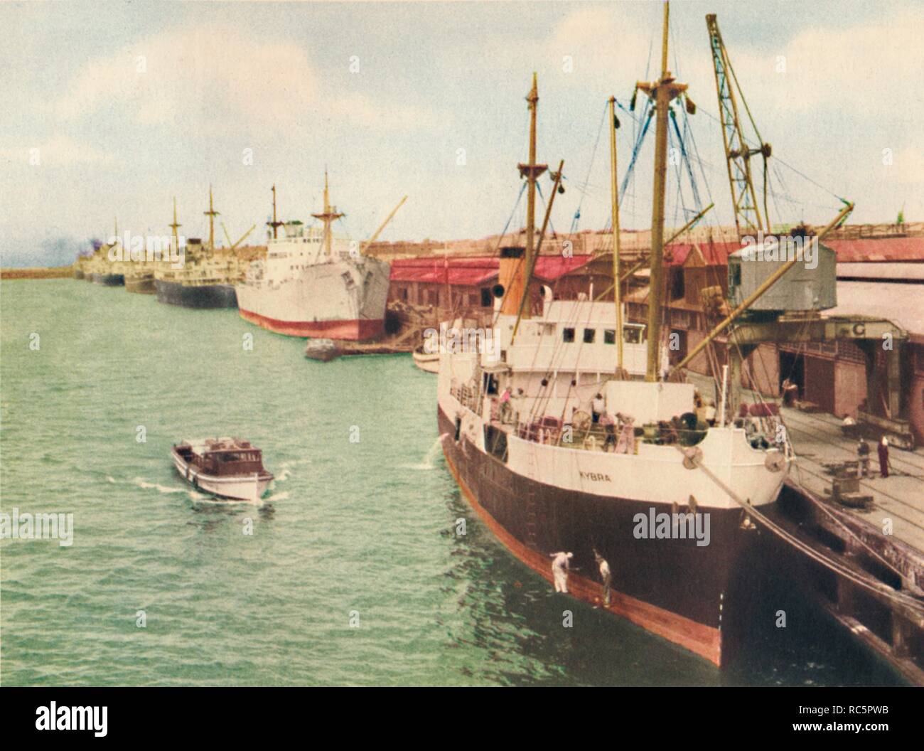 Perth australia 1940s hi-res stock photography and images - Alamy