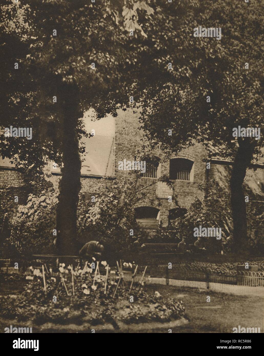 Marshalsea prison hi-res stock photography and images - Alamy