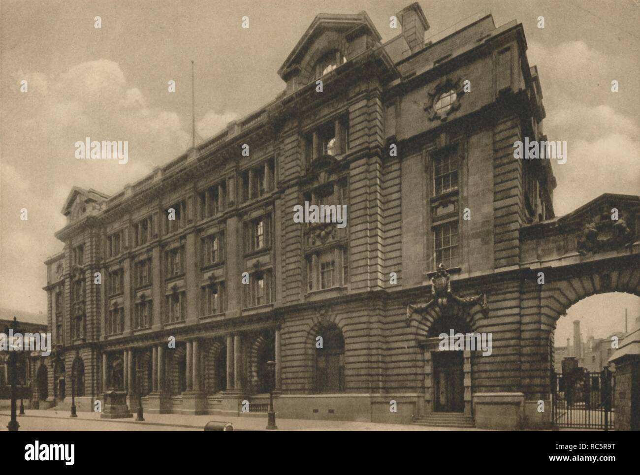 'Principal Façade of the General Post Office Headquarters at King ...