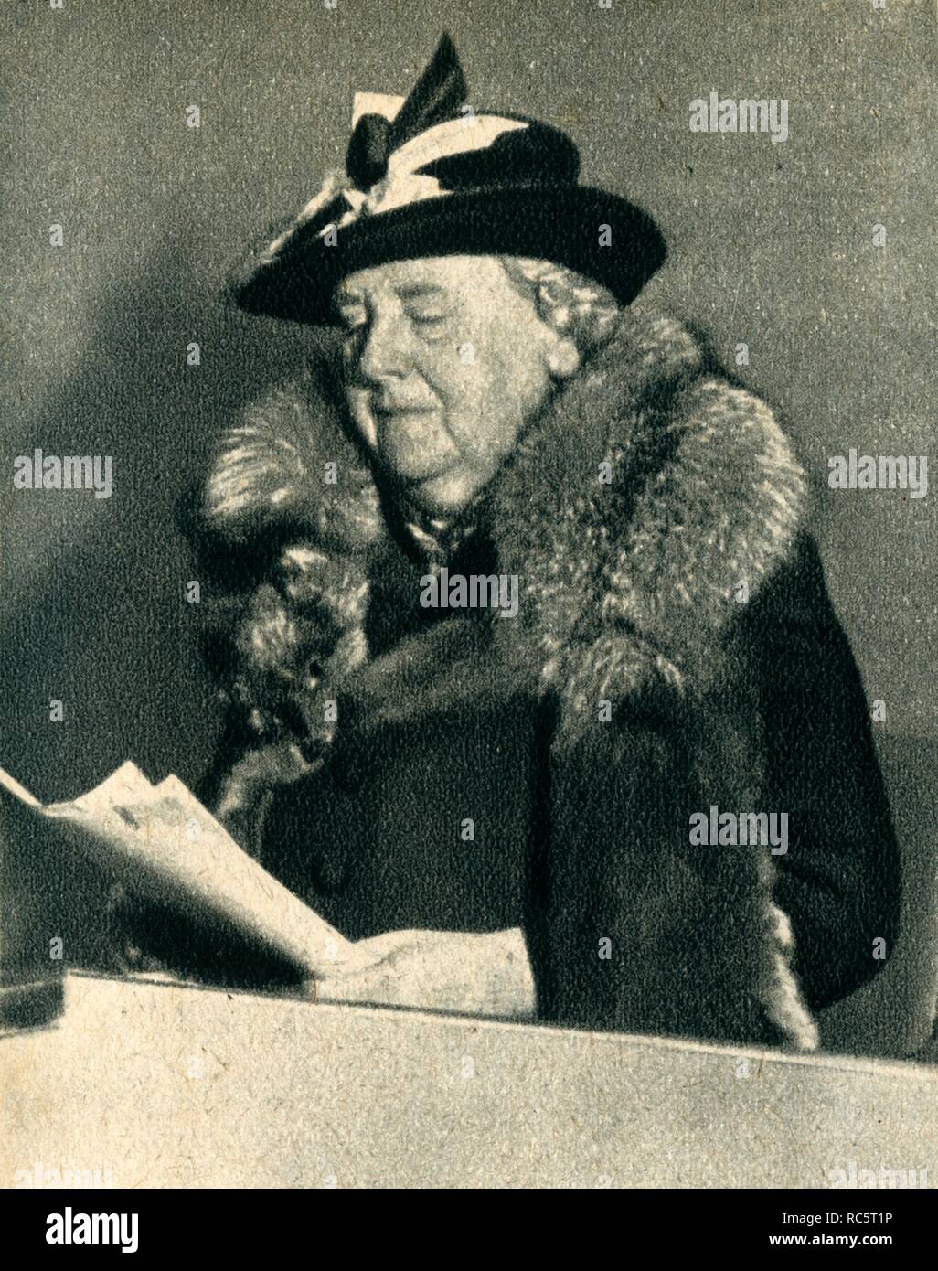 Queen wilhelmina hi-res stock photography and images - Alamy