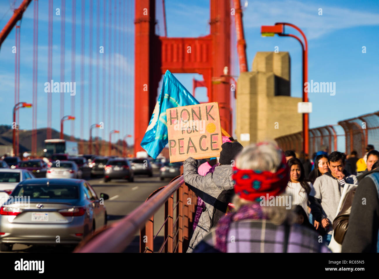 People on the Golden Gate Bridge in San Francisco protesting against ...