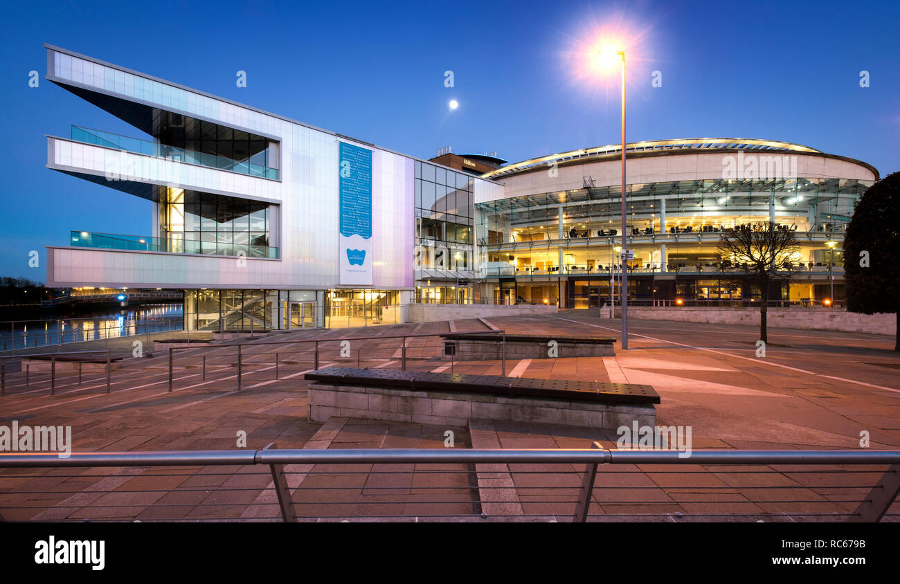 Waterfront hall and river lagan belfast hi-res stock photography and ...