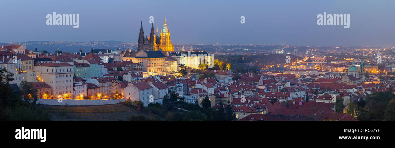 Prague castle panorama hi-res stock photography and images - Alamy