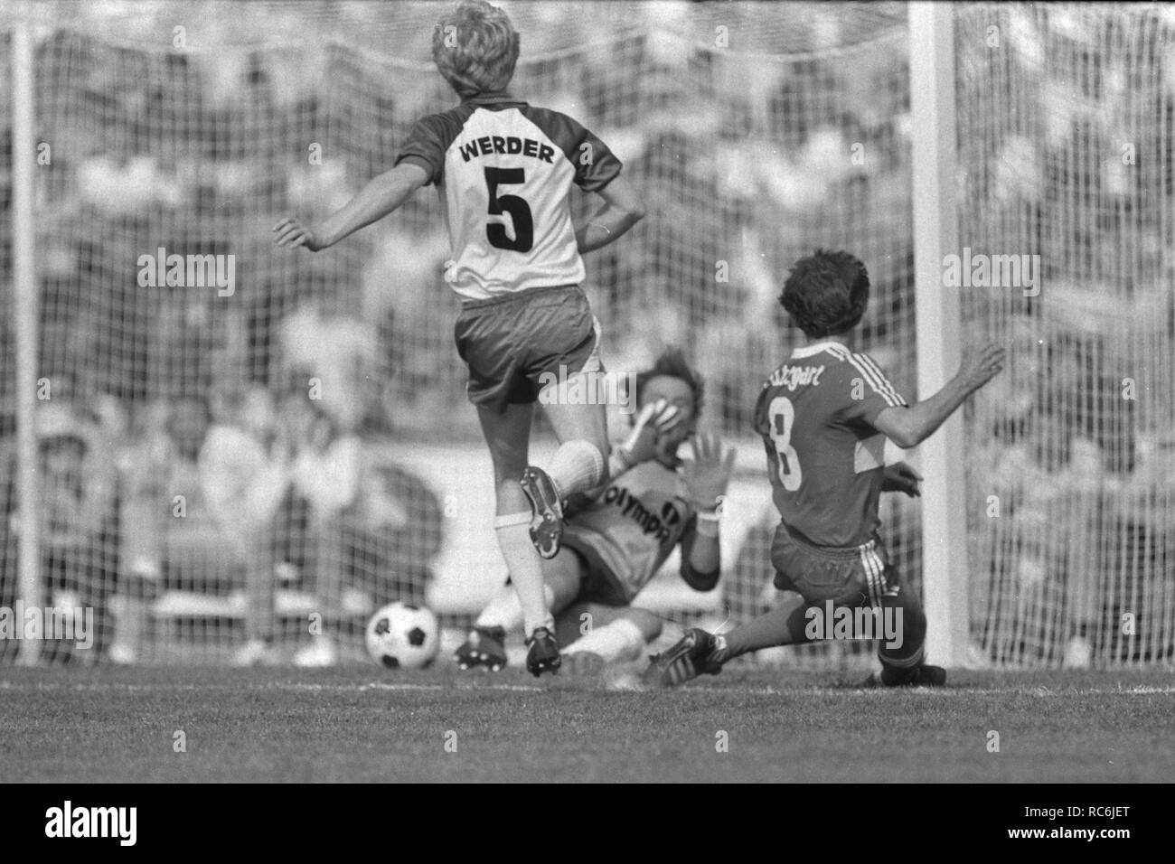 Stuttgart bundesliga Black and White Stock Photos & Images - Alamy