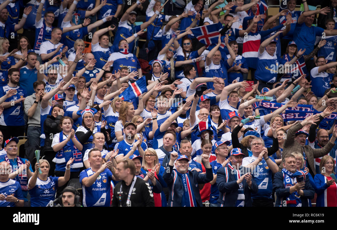 14 January 2019, Bavaria, München: Handball: WM, Iceland - Bahrain ...