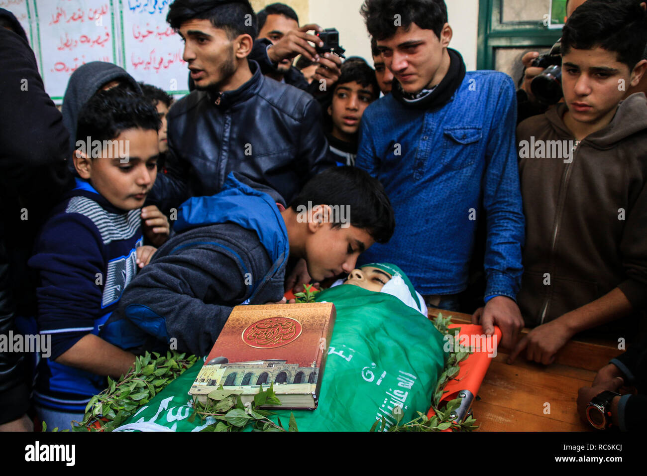 Al tawbah mosque hi-res stock photography and images - Alamy
