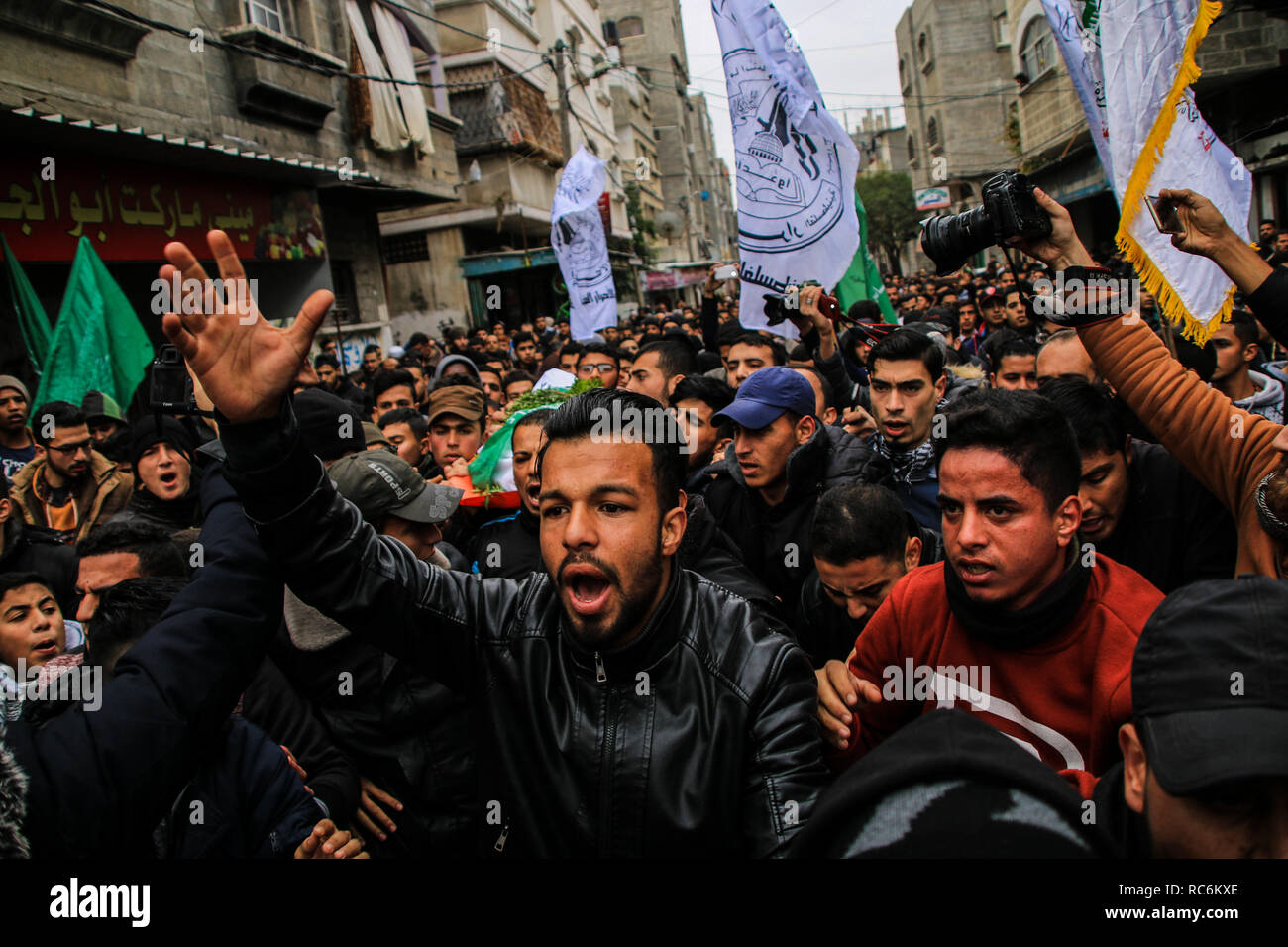 Al tawbah mosque hi-res stock photography and images - Alamy